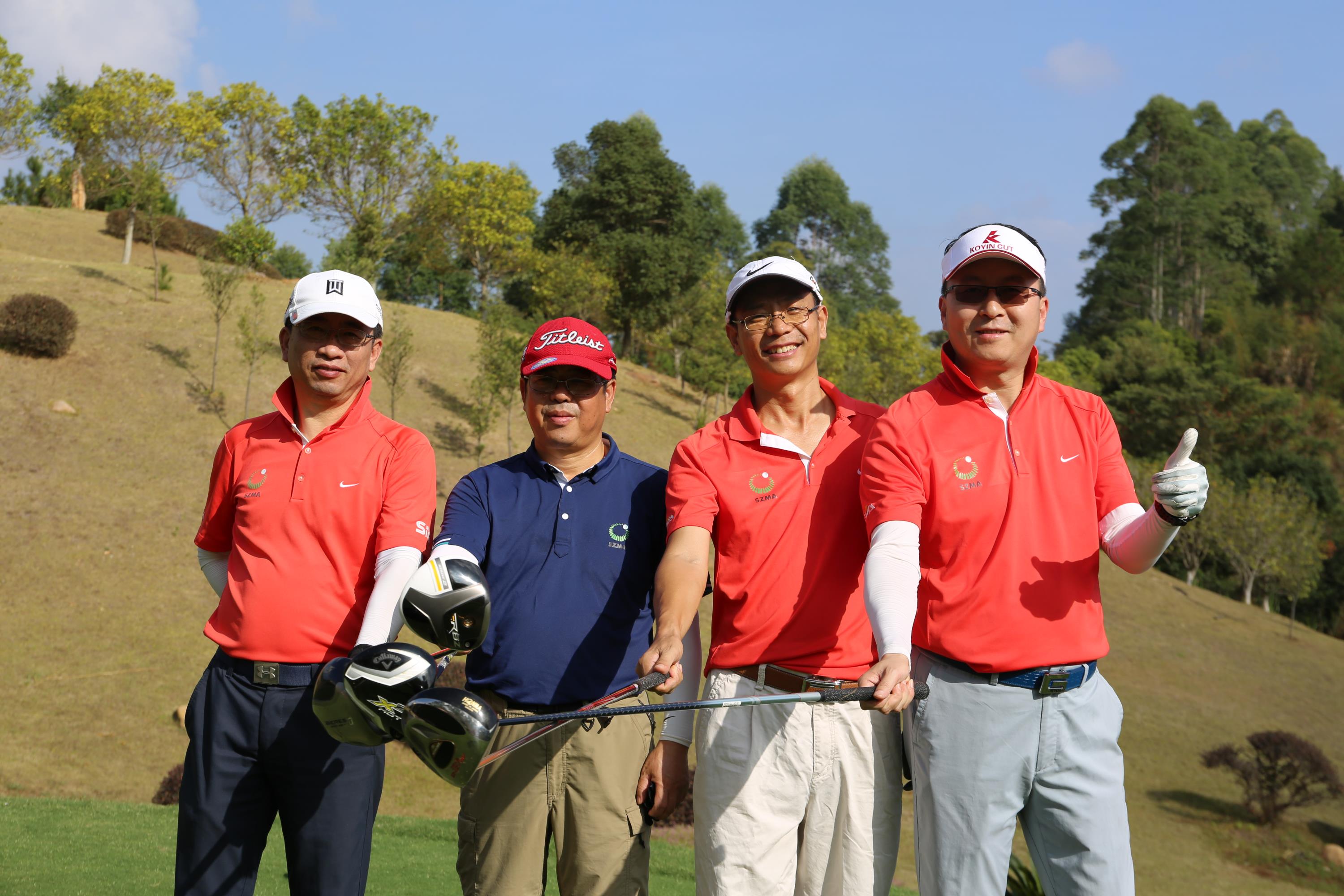 贺SZMA GOLF 2017年11月梅州麓湖山高尔夫球月例赛顺利挥杆